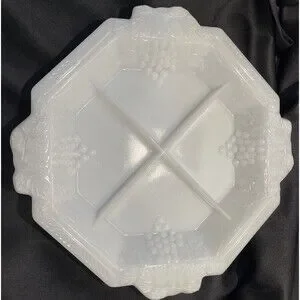 Jeannette | Dining | Beautiful Vtg 95s Jeanette Shell Pink Milk Glass ...